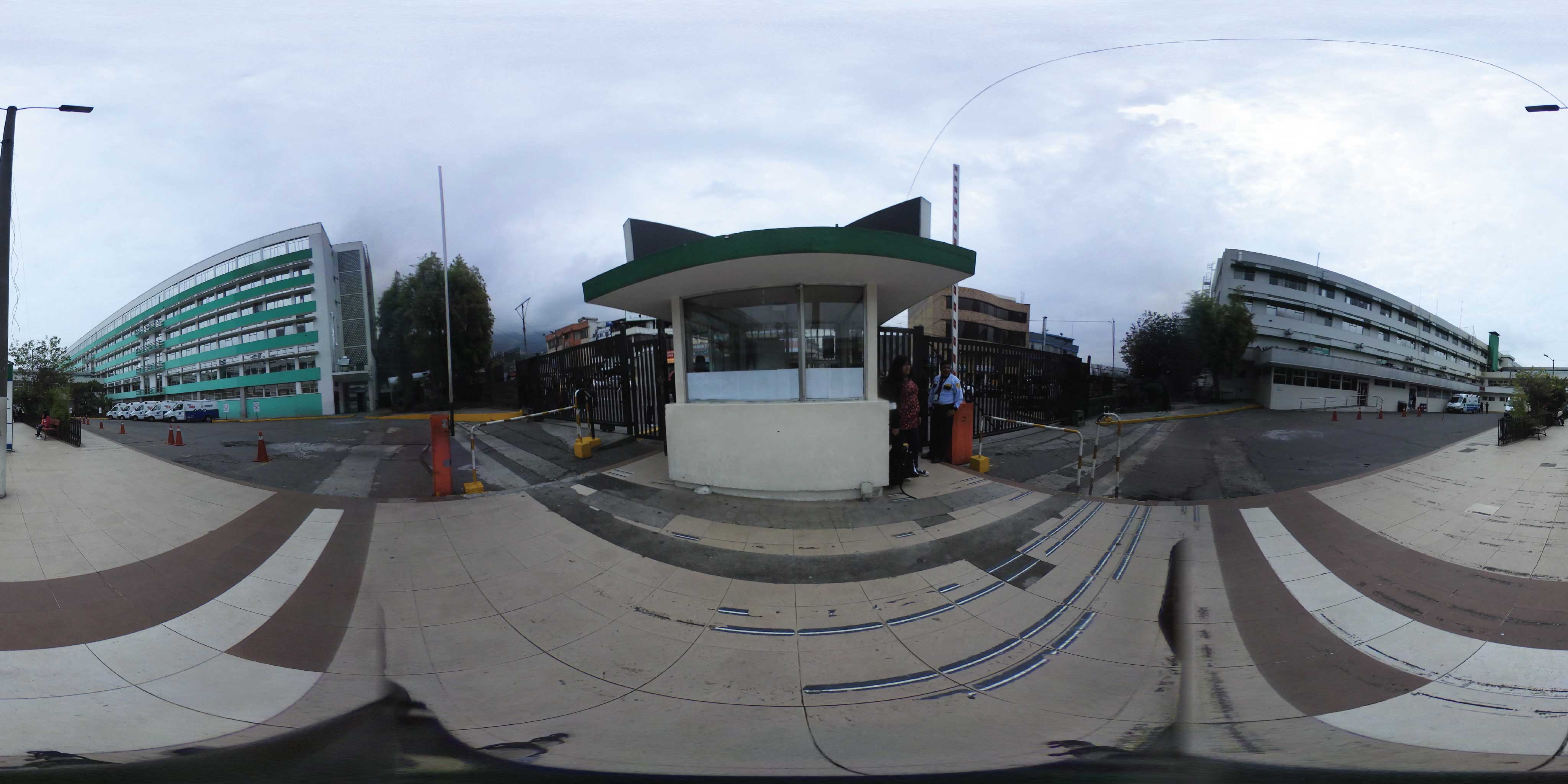 11 – Hospital Carlos Andrade Marín